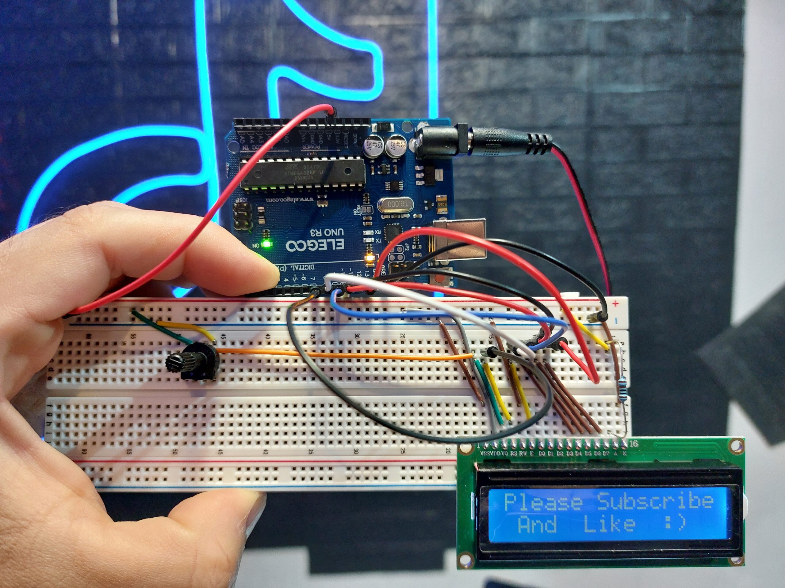 Ultraschall Entfernung Messgerät - Arduino-Projekt mit LCD und Ultraschallsensor | hdrobotics